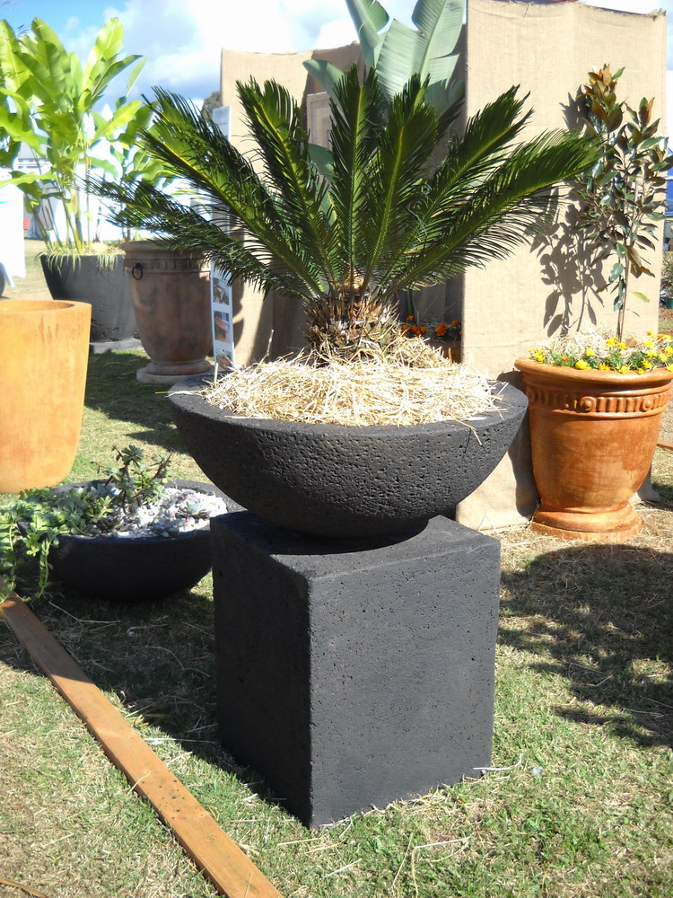 Potanico .... Contemporary Pots